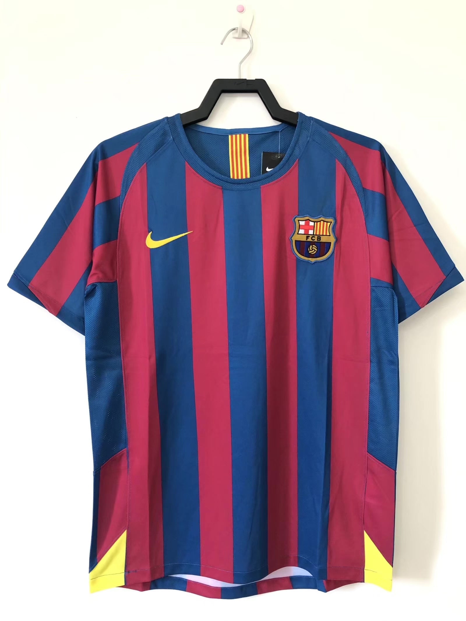 Barcelona 2005-2006 Kit – Fc Wear